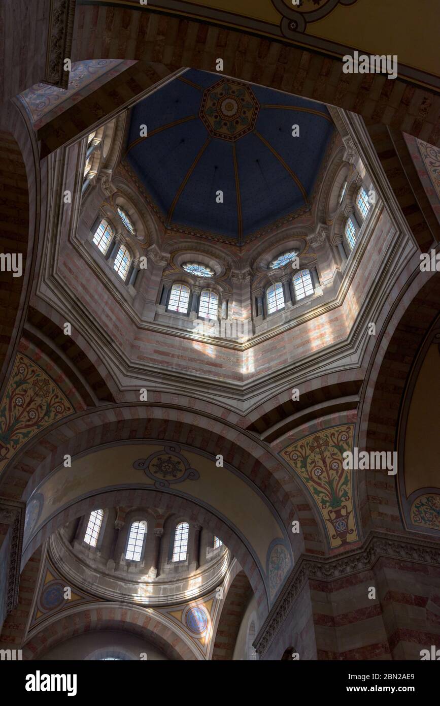 Interior of the Cathedral La Major, huge 1800s neo-Byzantine cathedral ...