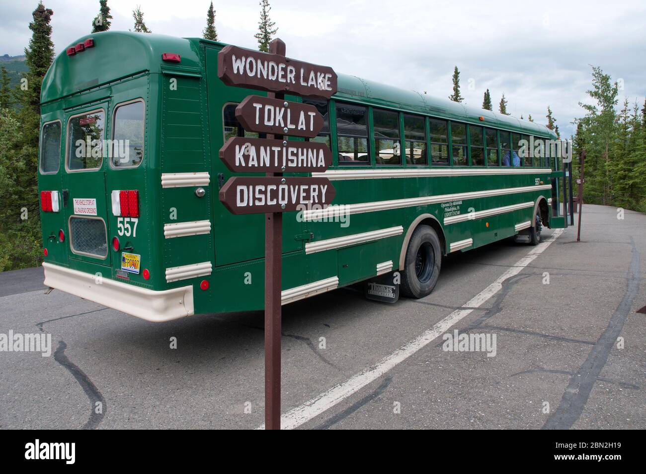 American road bus station hi-res stock photography and images - Alamy