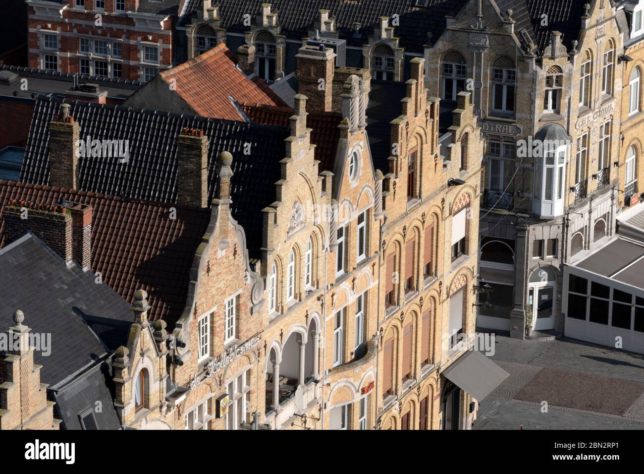 The Menin Gate and town square of Ypres, Belgium. The World War 1 ...