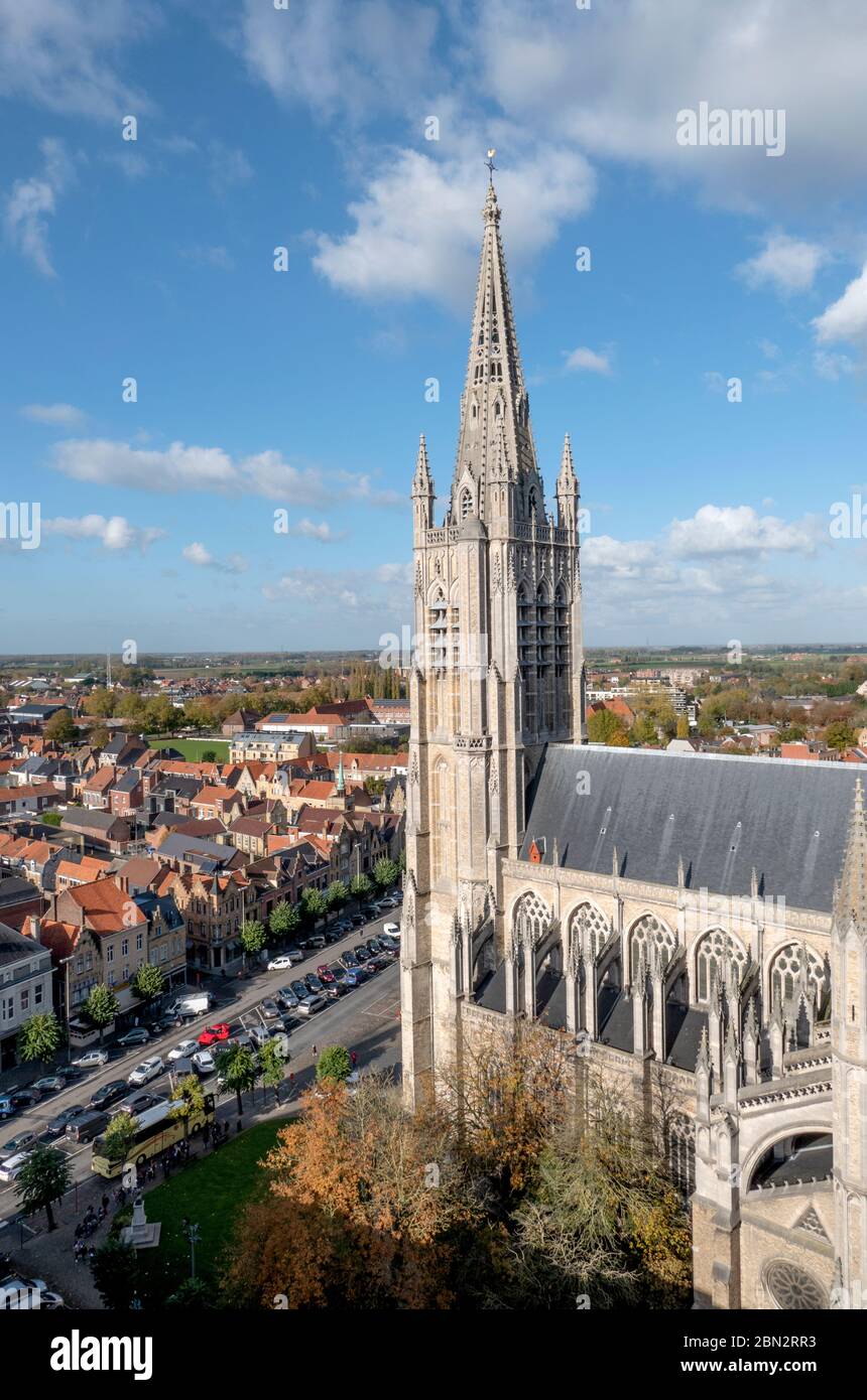 The Menin Gate and town square of Ypres, Belgium. The World War 1 ...