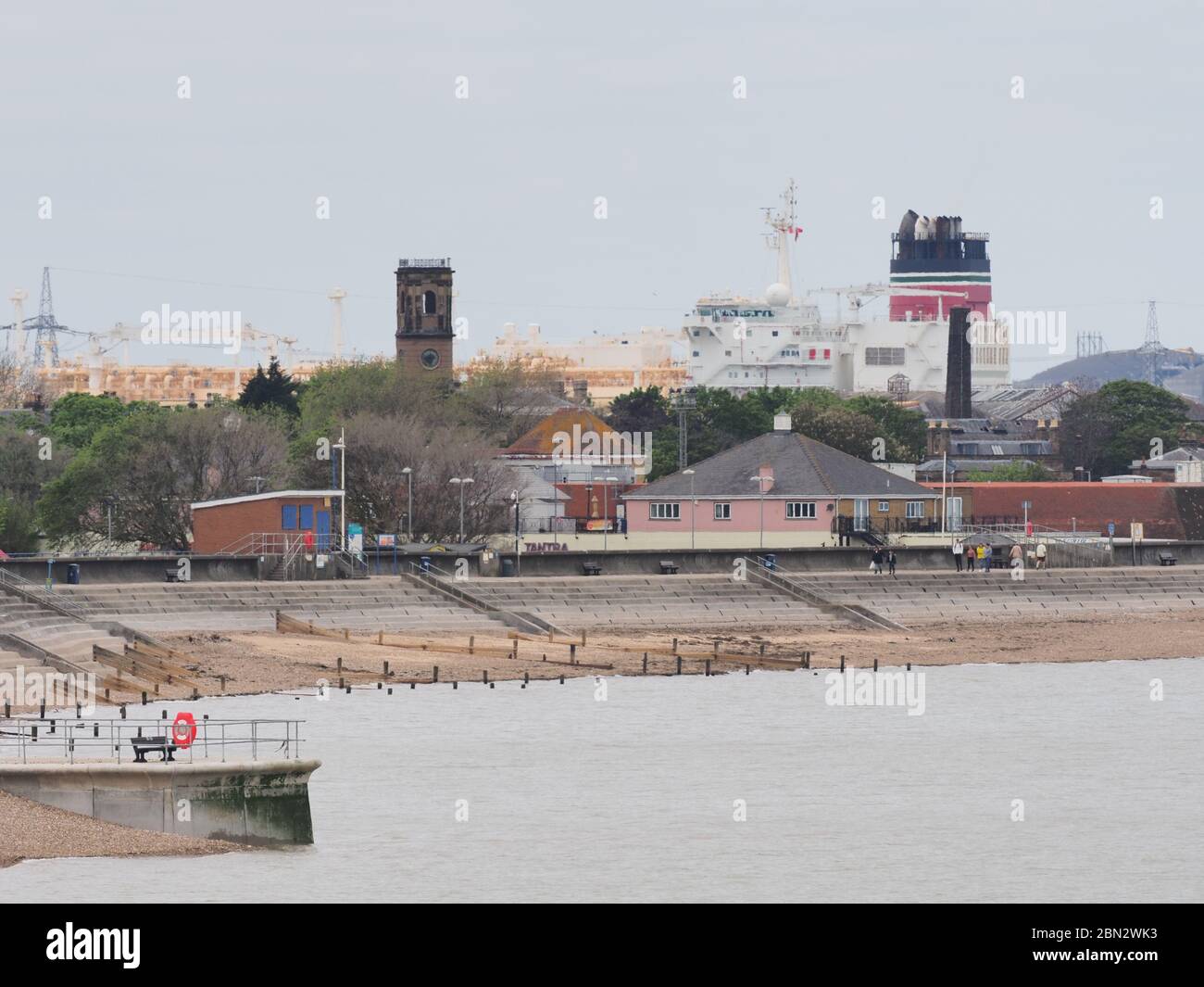 Sheerness, Kent, UK. 12th May, 2020. Huge LNG (liquid natural gas) ship ...