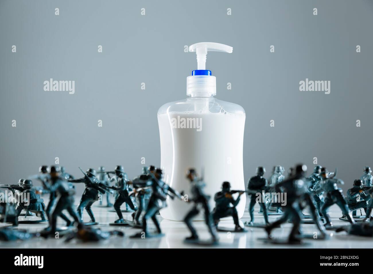 Soldier cleanliness hi-res stock photography and images - Alamy