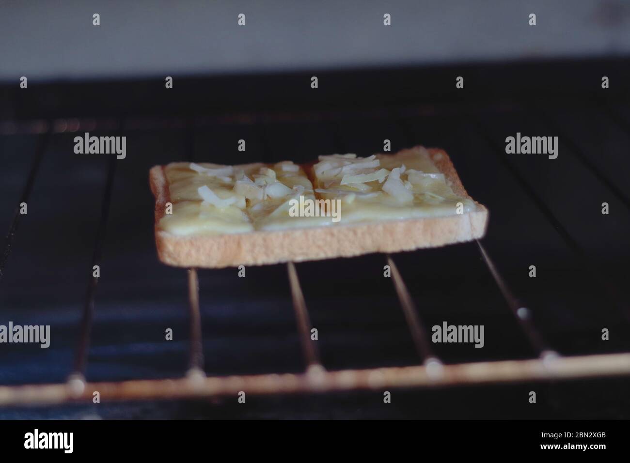 Cheese on toast grill hi-res stock photography and images - Alamy
