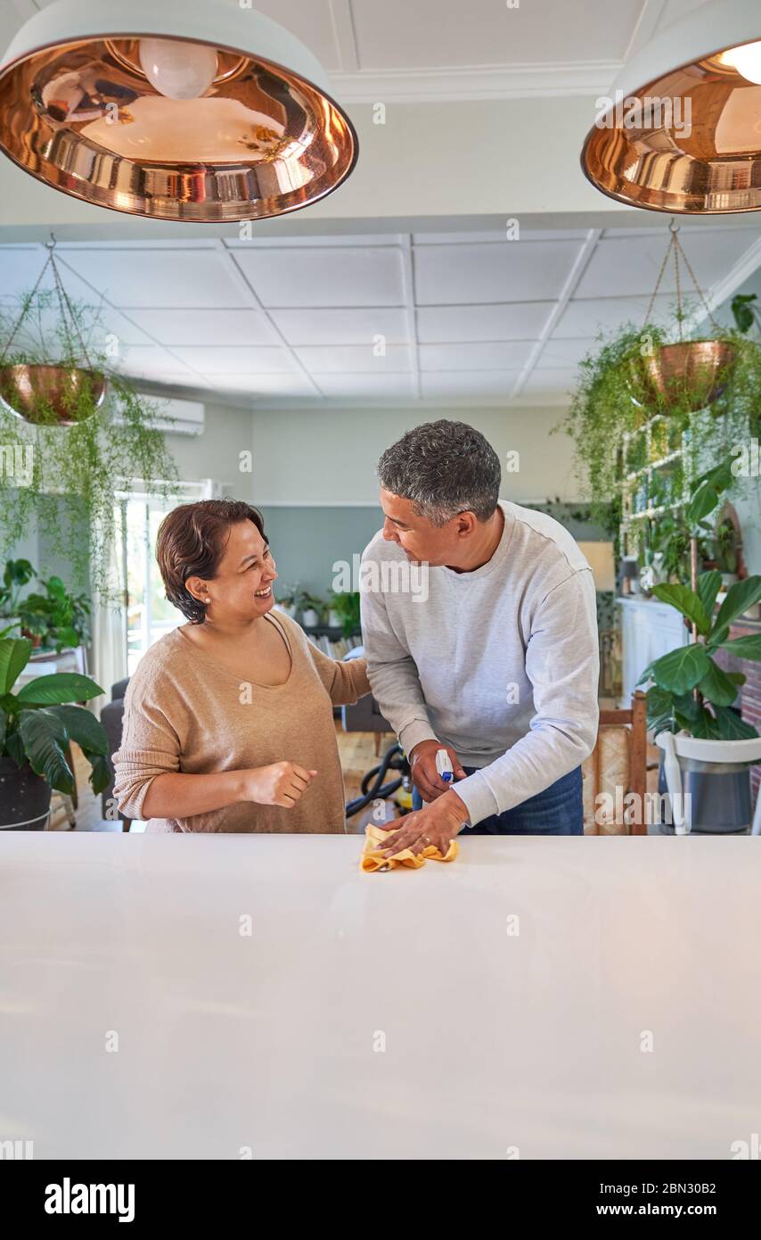 Woman clean kitchen happy hi-res stock photography and images - Alamy