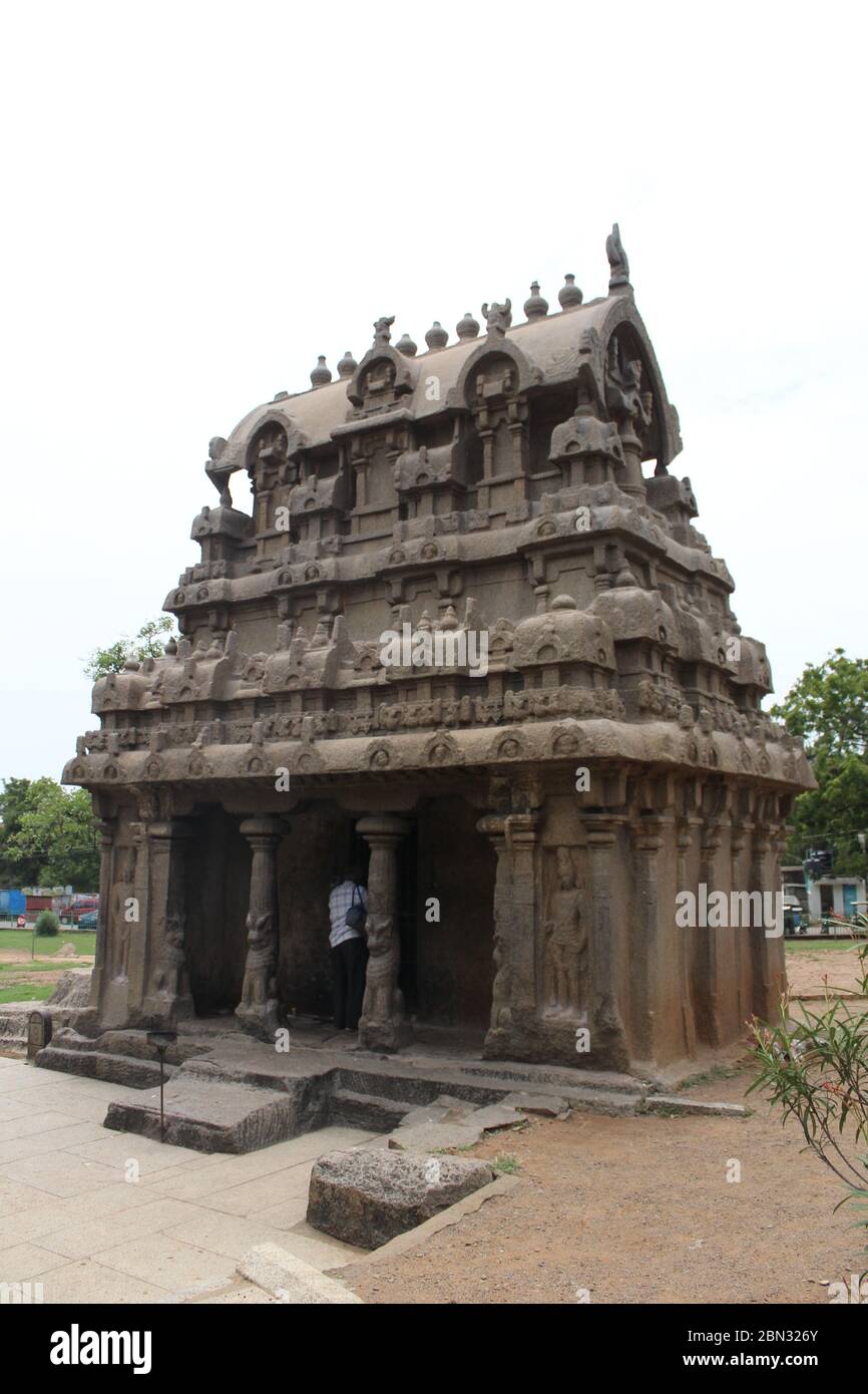 TEMPLES OF MAHABALIPURAM Stock Photo - Alamy