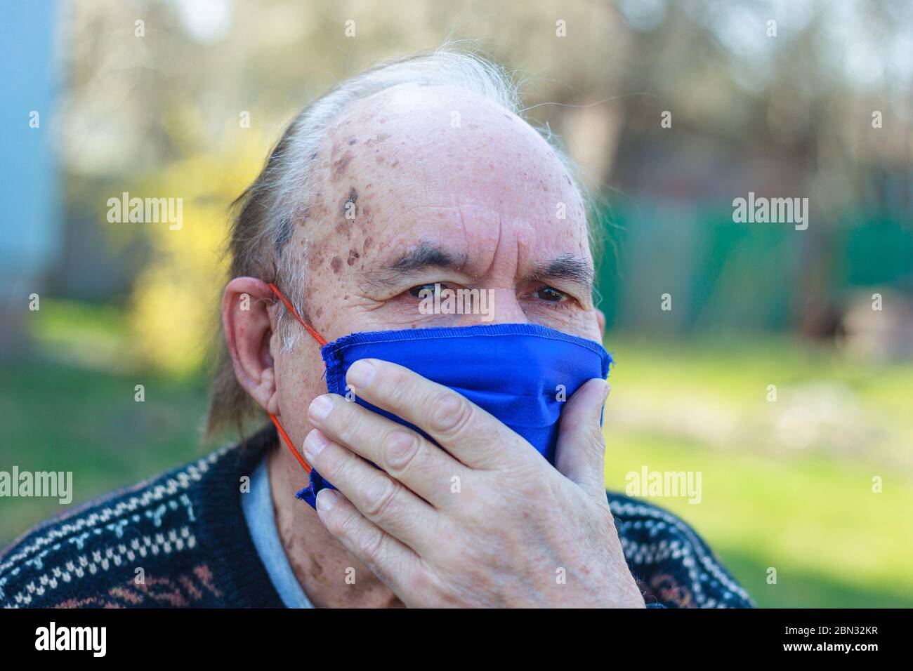 Elderly man on self-isolation home Stock Photo - Alamy