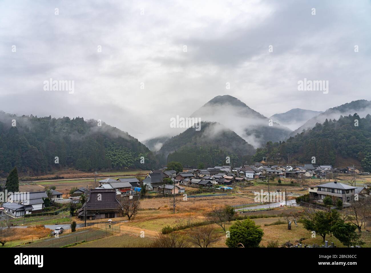 Japanese countryside and city hi-res stock photography and images - Alamy