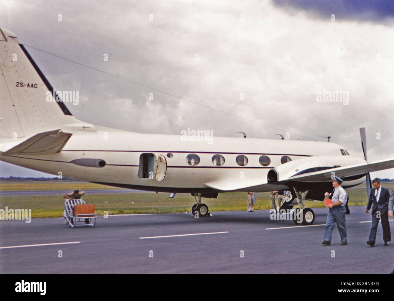 1960s gulfstream 1 hi-res stock photography and images - Alamy