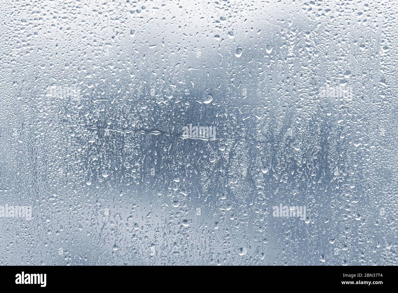 Condensation on water glass hi-res stock photography and images - Alamy