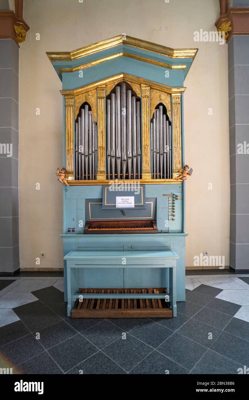 Historische kirchenorgel hi-res stock photography and images - Alamy