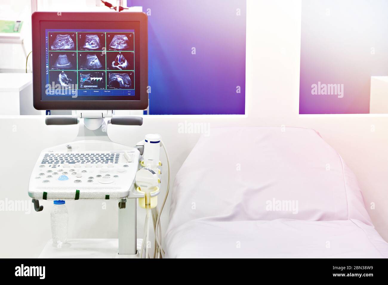 Medical imaging devices hi-res stock photography and images - Alamy