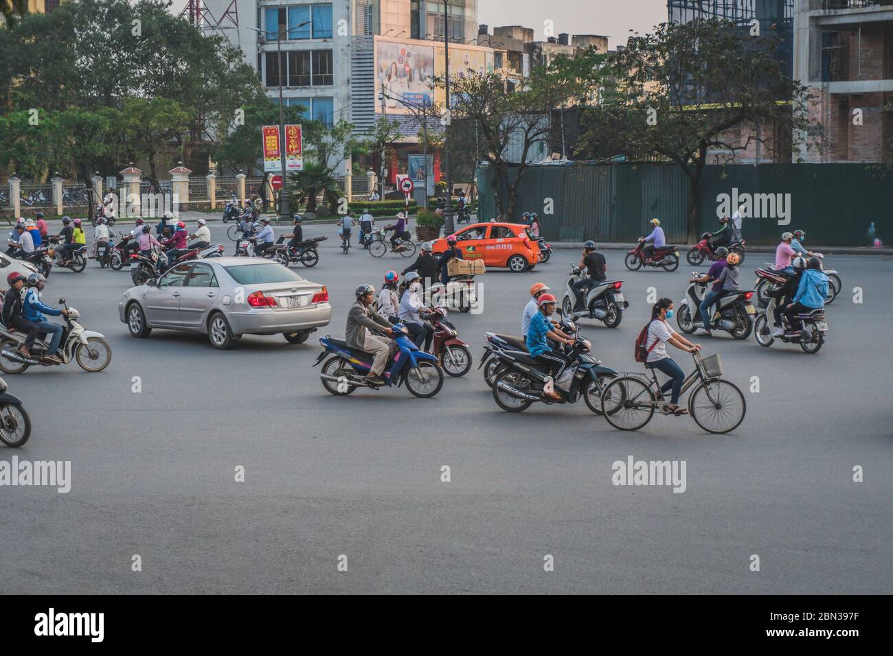 Saigon traffic 2020 hi-res stock photography and images - Alamy