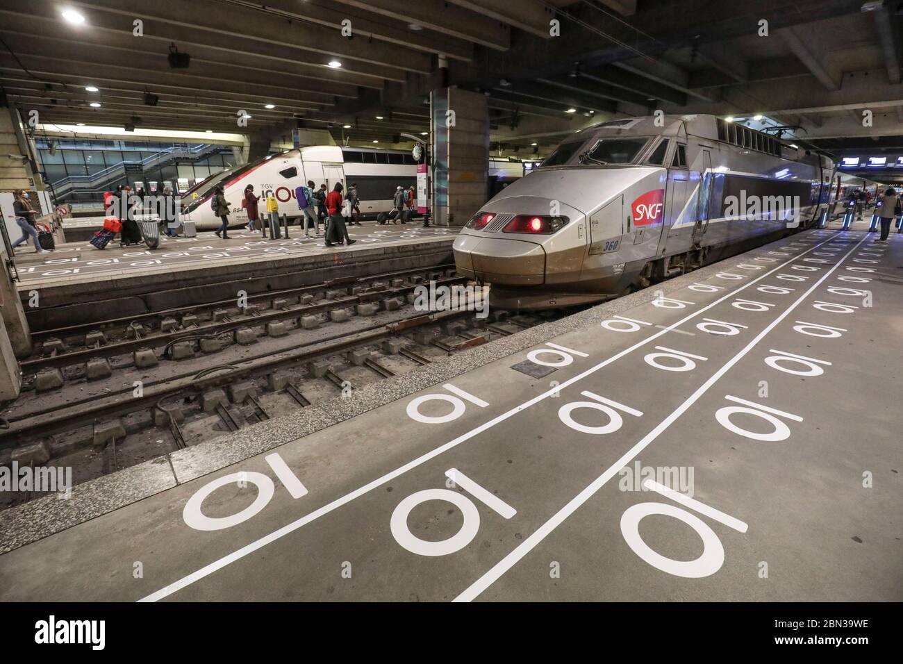 First tgv train hi-res stock photography and images - Alamy