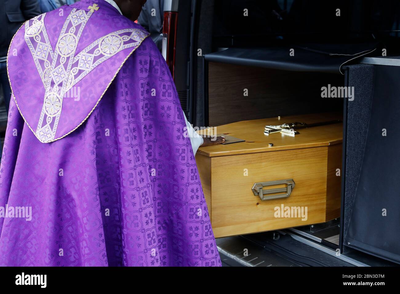 Funeral service at st francois xavier church, paris, france Stock Photo ...
