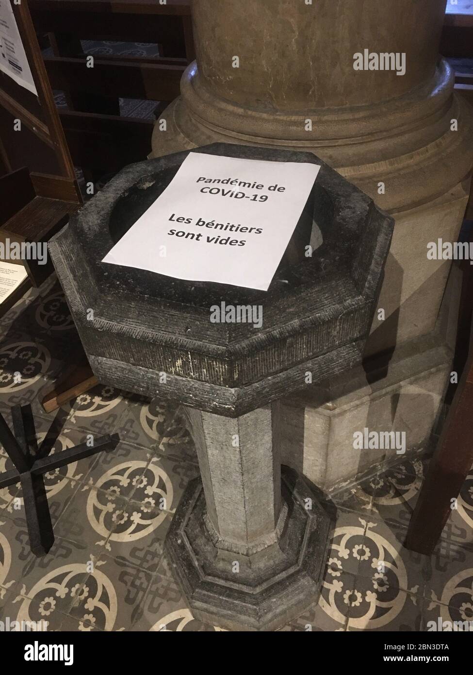 Rna font hi-res stock photography and images - Alamy