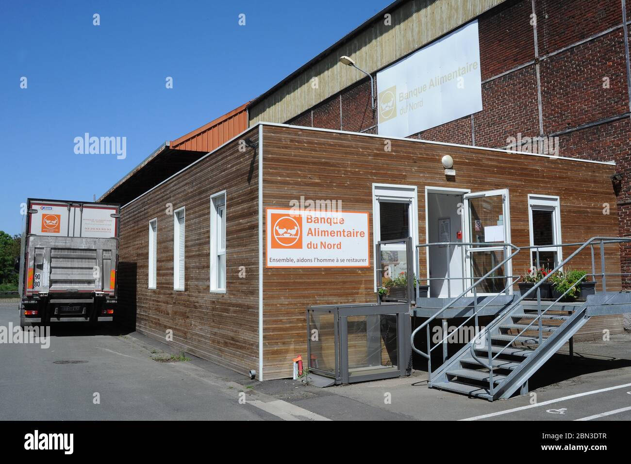 Milk truck france hi-res stock photography and images - Alamy