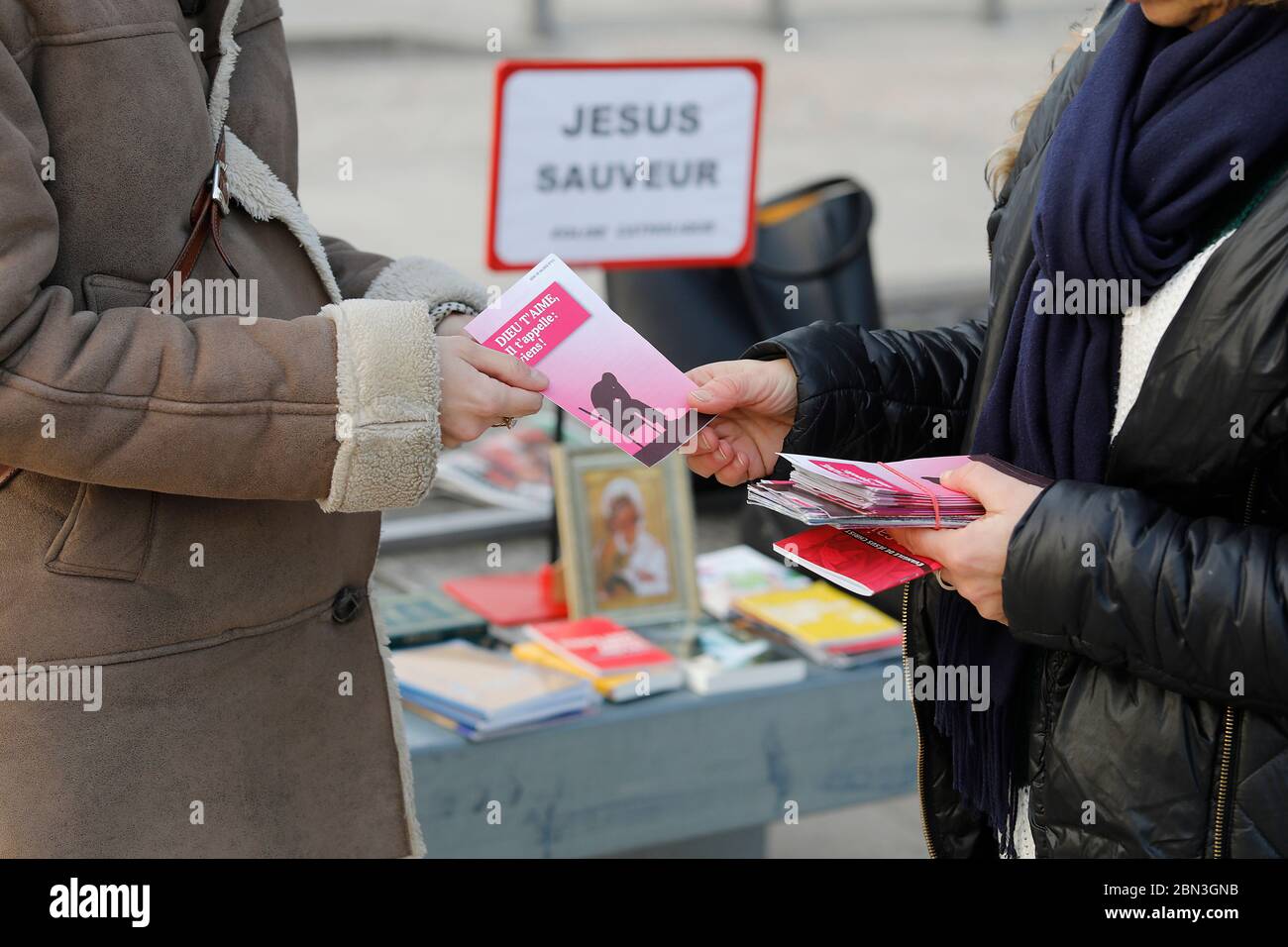Catholic convert hi-res stock photography and images - Alamy