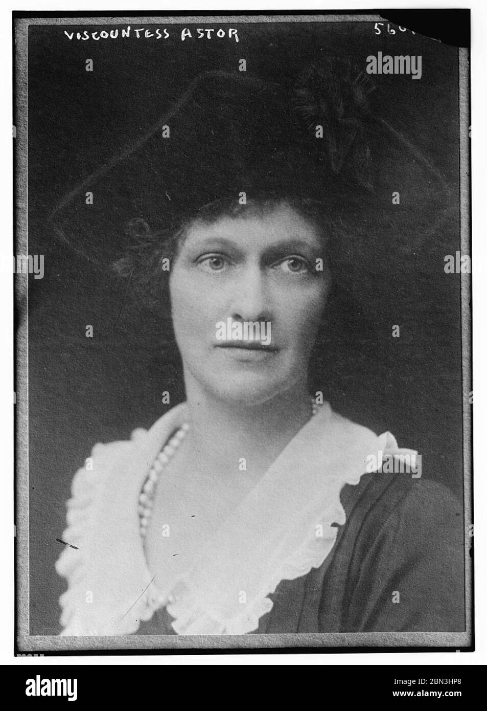 Viscountess astor hi-res stock photography and images - Alamy