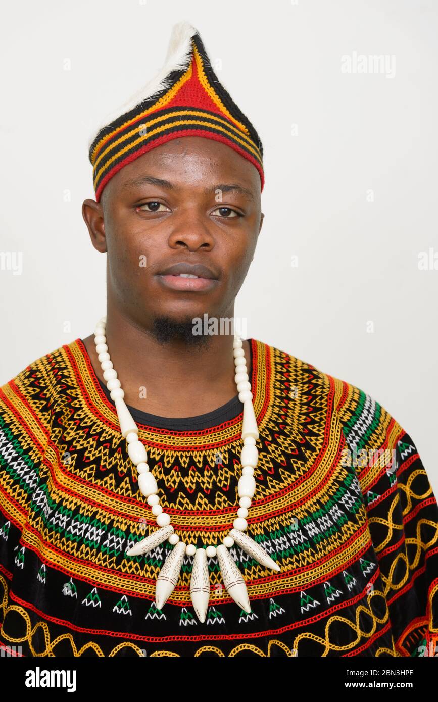 African traditional dress man hi-res stock photography and images - Alamy