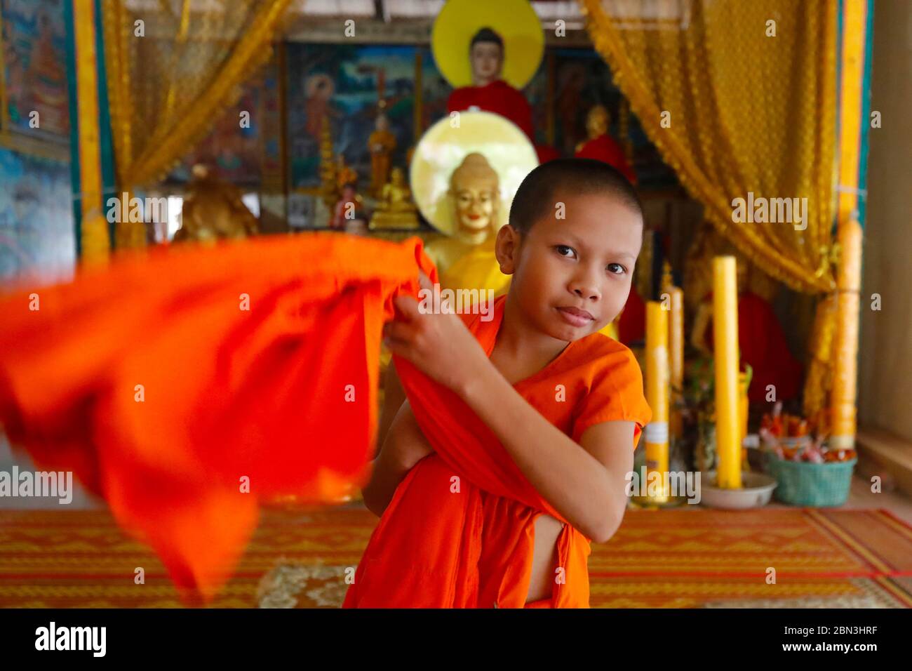 Kasaya robe hi-res stock photography and images - Alamy