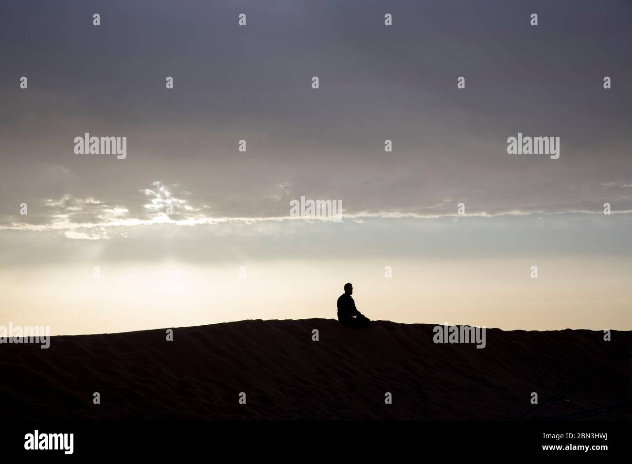 Zen sesshin (retreat) in the Sahara desert, Morocco. Zazen (meditation ...