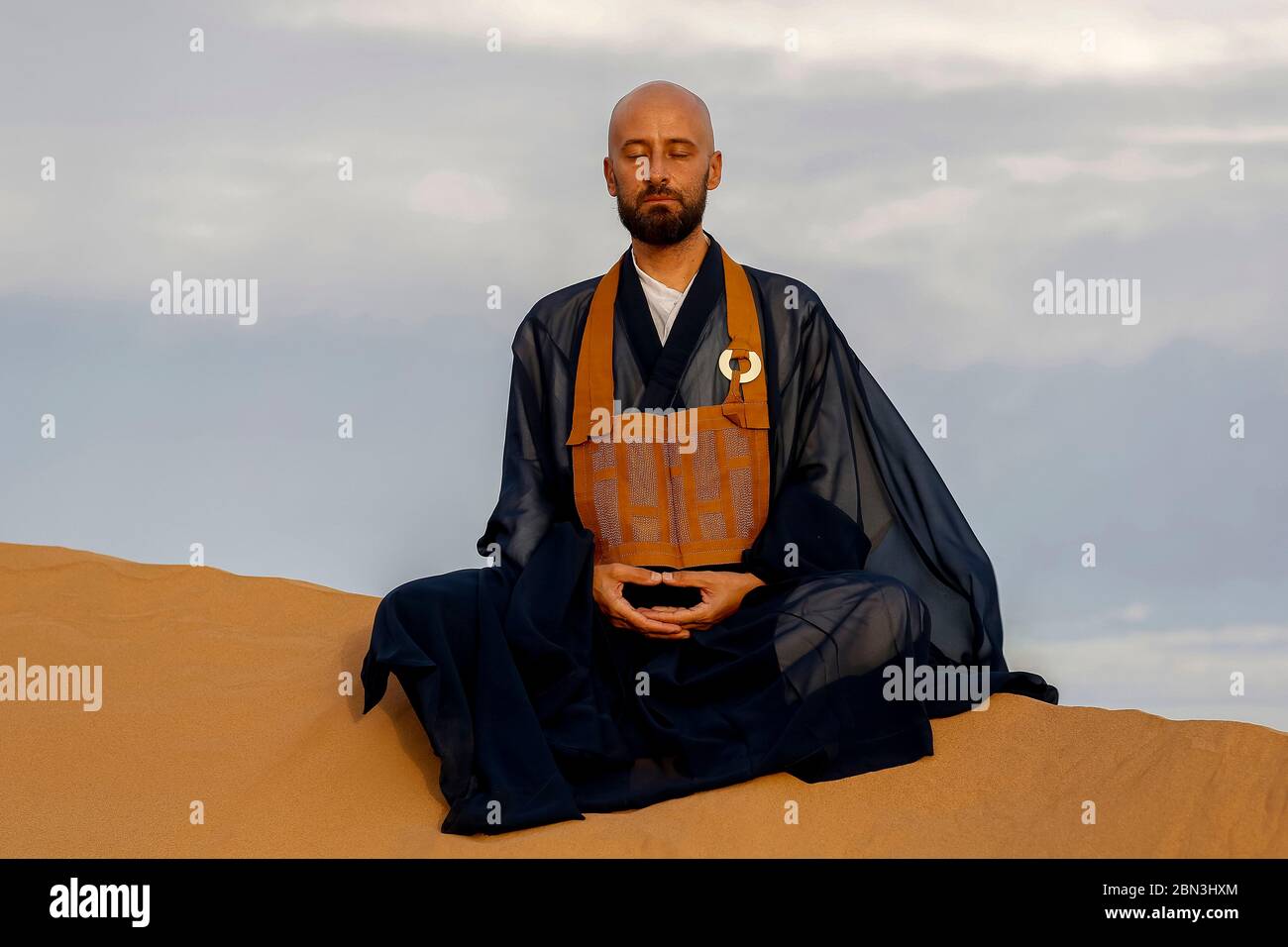 Zen sesshin (retreat) in the Sahara desert, Morocco. Zen master ...