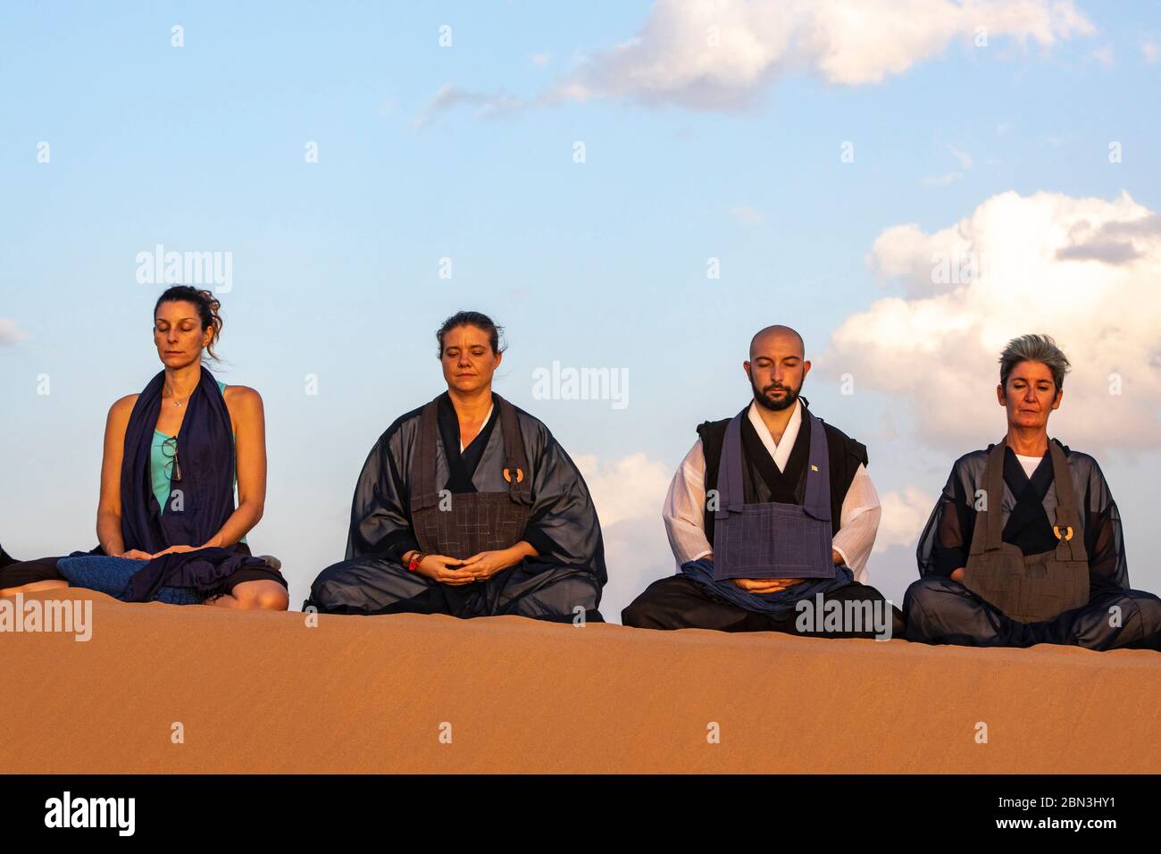 Zen sesshin (retreat) in the Sahara desert, Morocco. Zazen (meditation ...