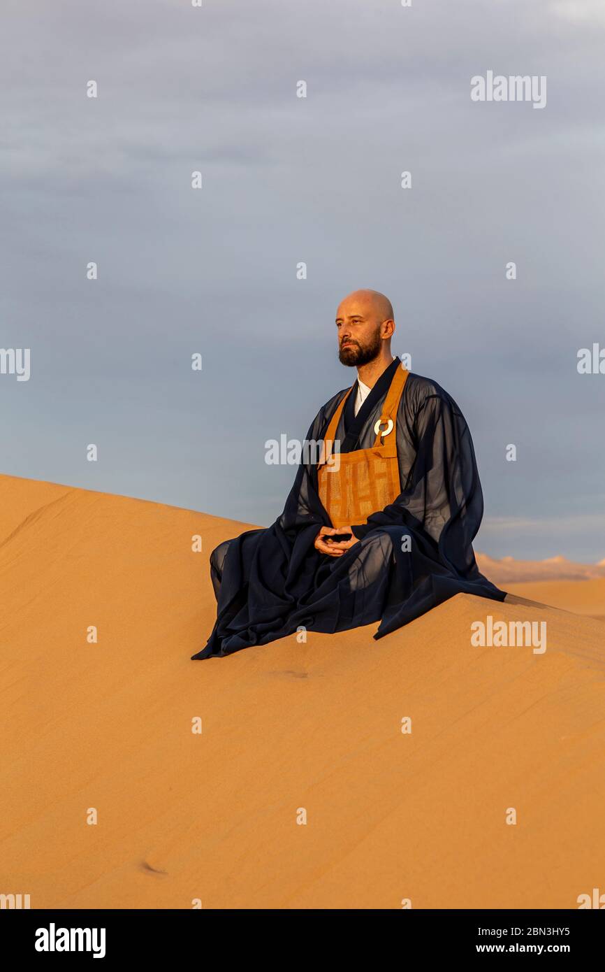 Zen sesshin (retreat) in the Sahara desert, Morocco. Zen master ...