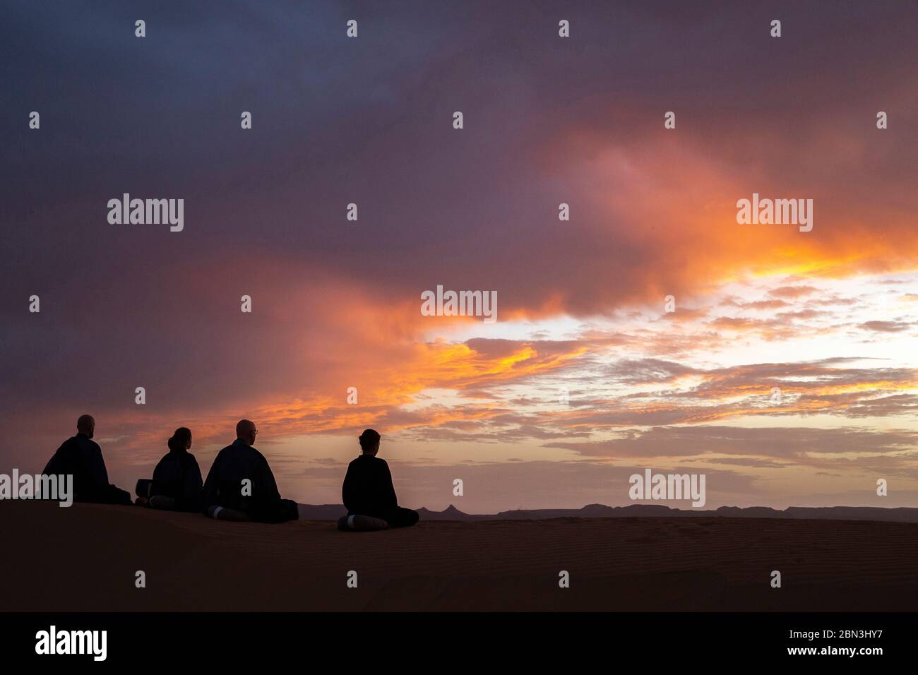 Zen sesshin (retreat) in the Sahara desert, Morocco. Zazen (meditation ...