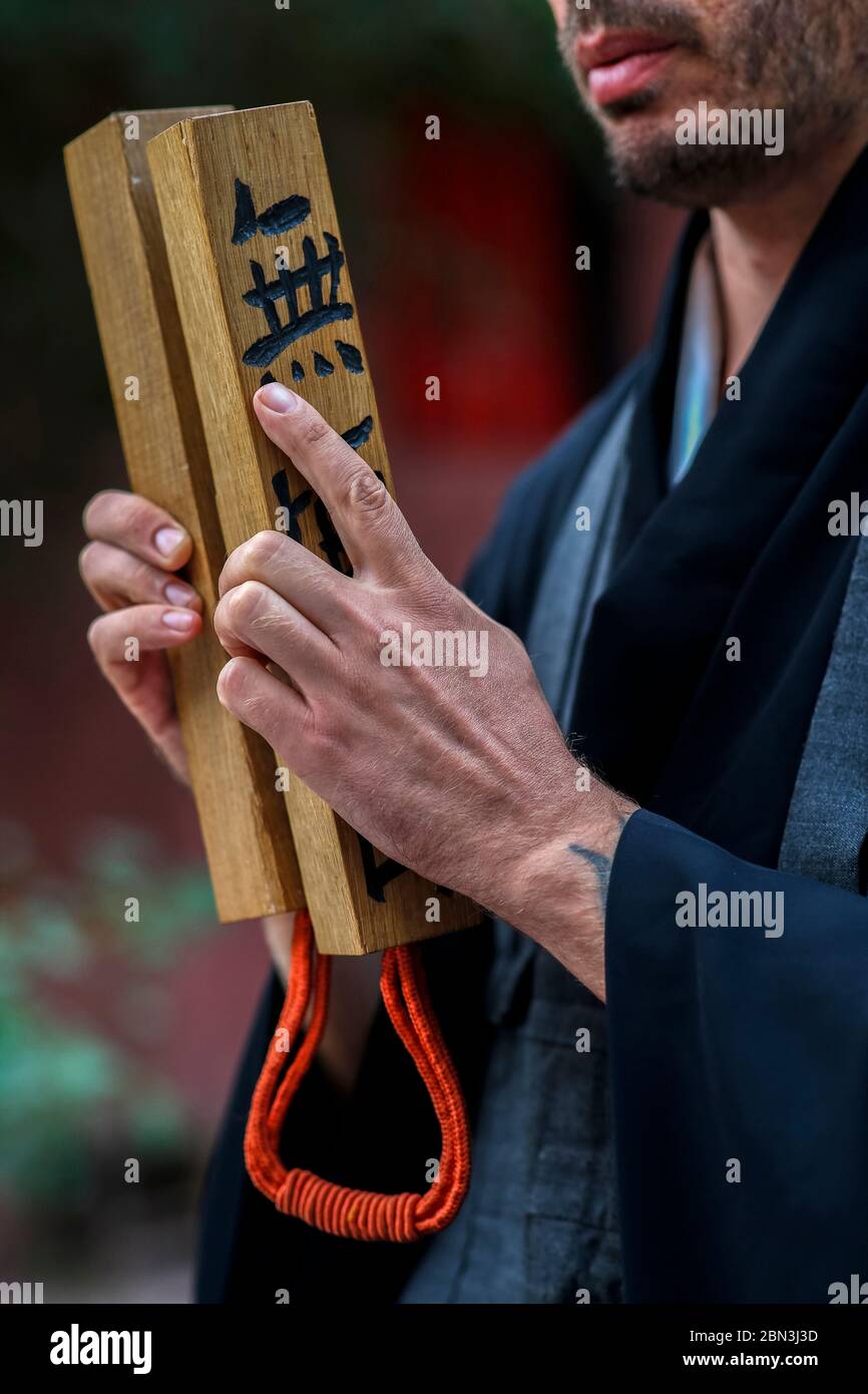 Clappers hi-res stock photography and images - Alamy