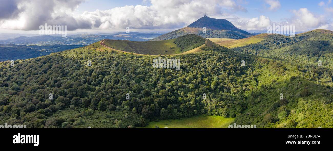 France, Puy de Dome, Volcans d’Auvergne Regional Natural Park, Chaine ...