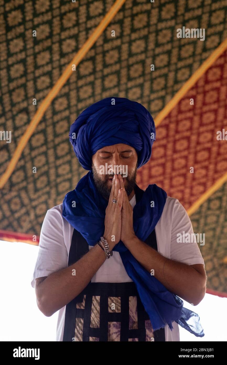 Priere maroc hi-res stock photography and images - Alamy