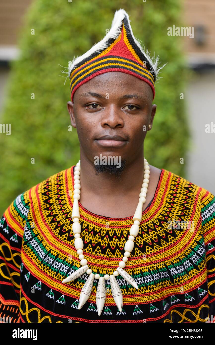 Cameroon people street hi-res stock photography and images - Alamy