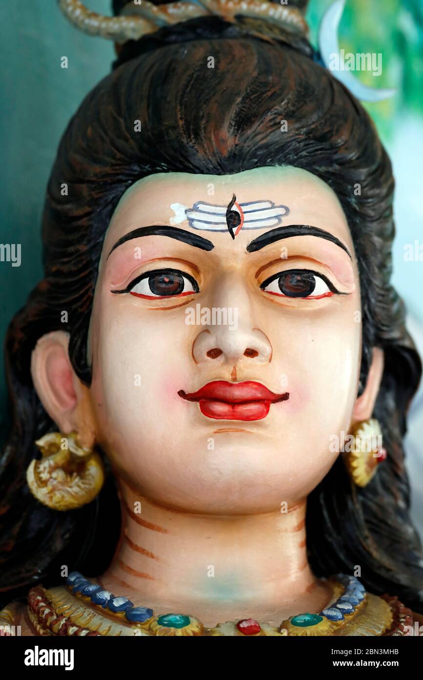 Trimurti statue hi-res stock photography and images - Alamy