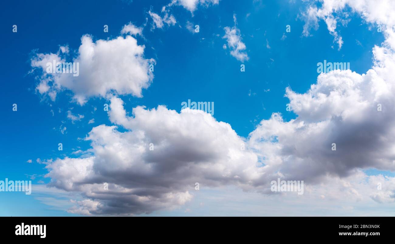Cloud high resolution hi-res stock photography and images - Alamy