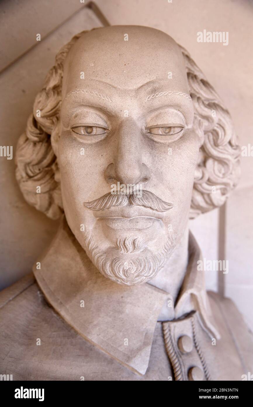 Bust of Shakespeare in the Guildhall, London, U.K Stock Photo - Alamy