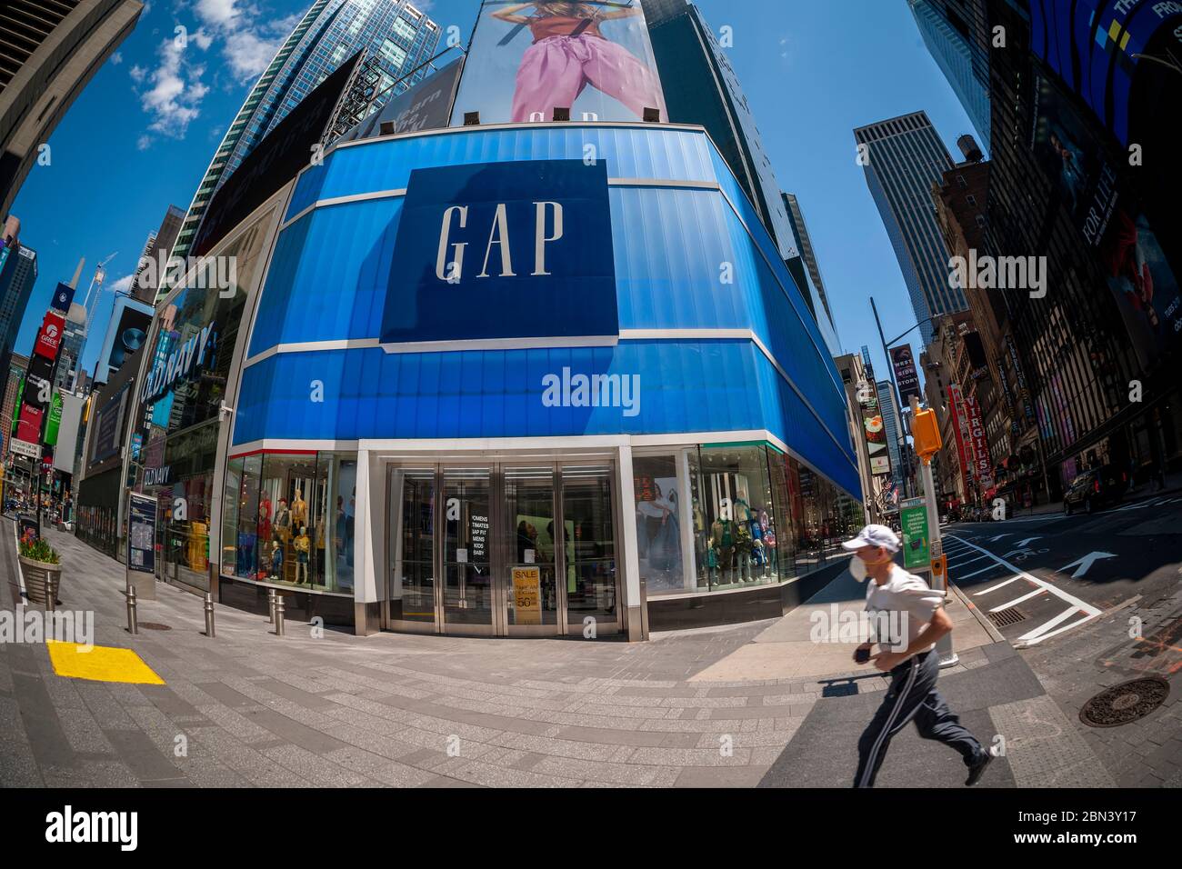 800 stores hi-res stock photography and images - Alamy