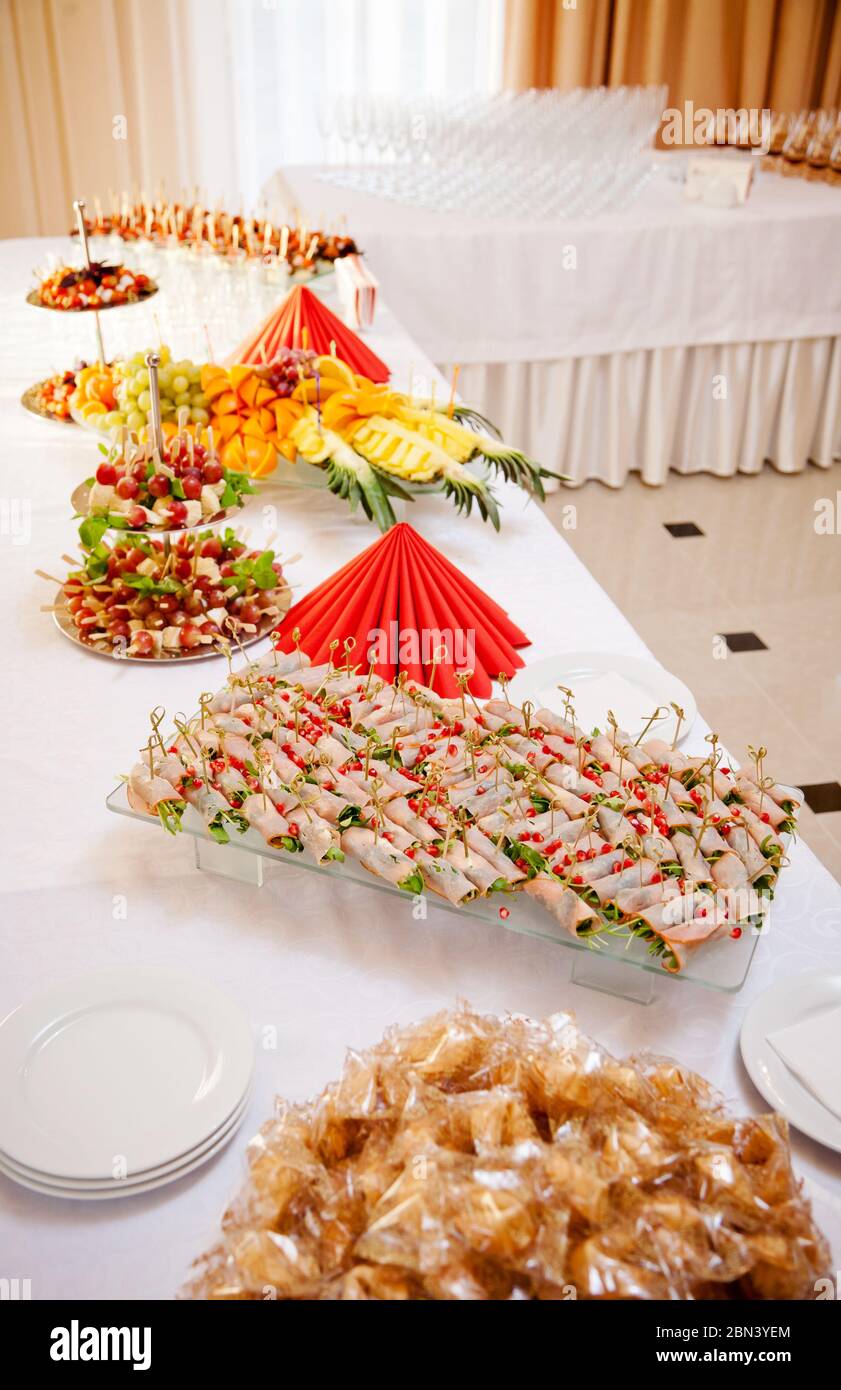 quick snack at the restaurant in anticipation of the event Stock Photo ...
