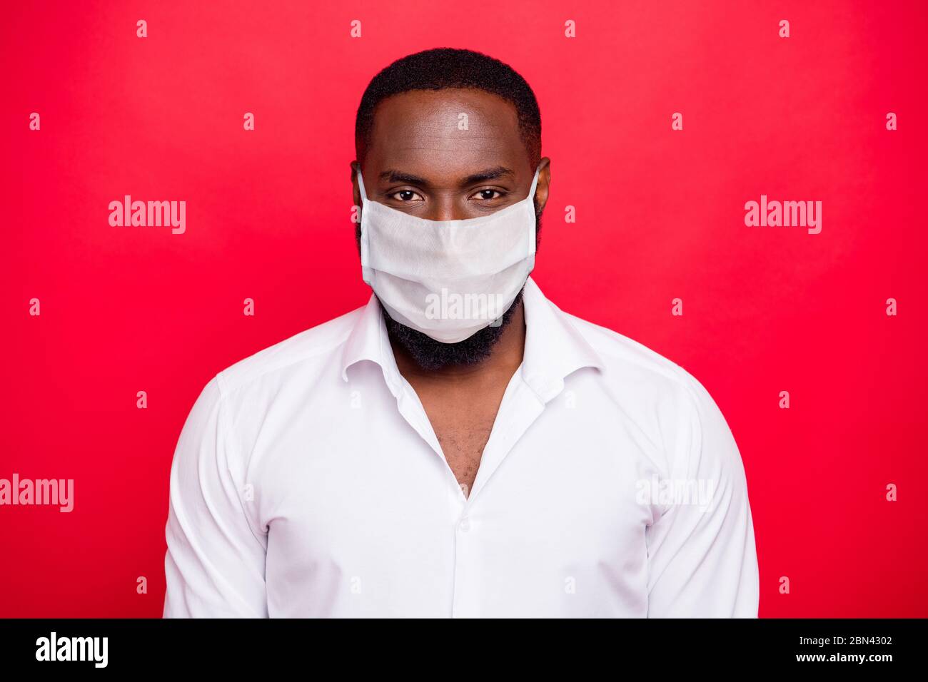 Bright red facial mask hi-res stock photography and images - Alamy