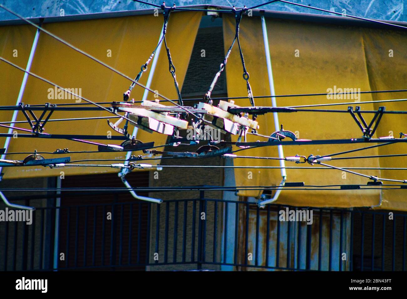 Athens trolley bus hi-res stock photography and images - Alamy