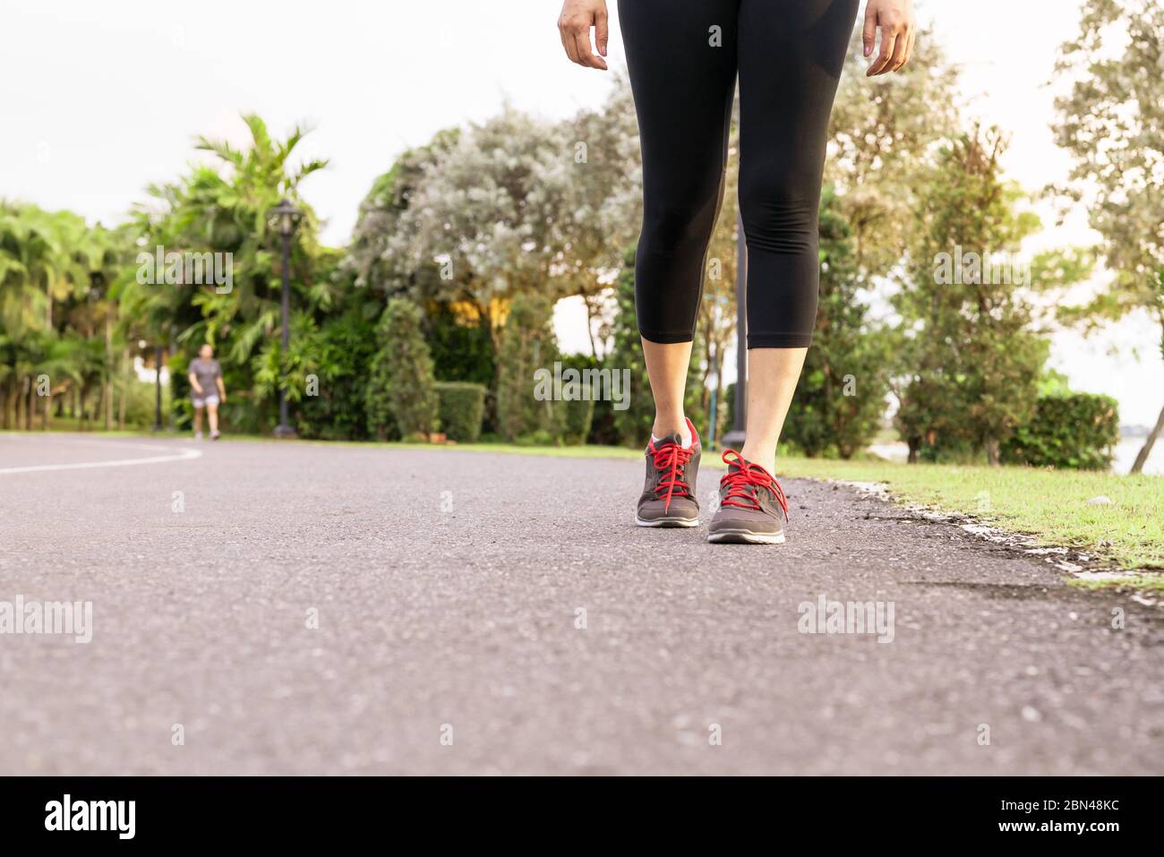 Woman walking close up feet urban hi-res stock photography and images ...