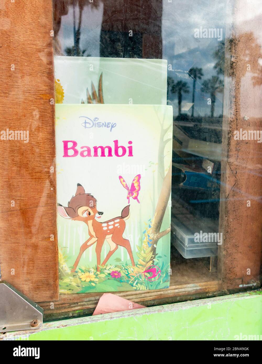 Bambi disney hi-res stock photography and images - Alamy