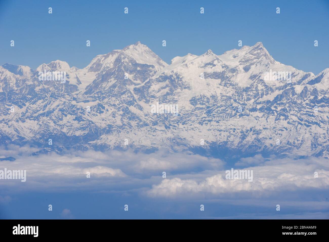 Himalayas landscape glacier highest hi-res stock photography and images ...