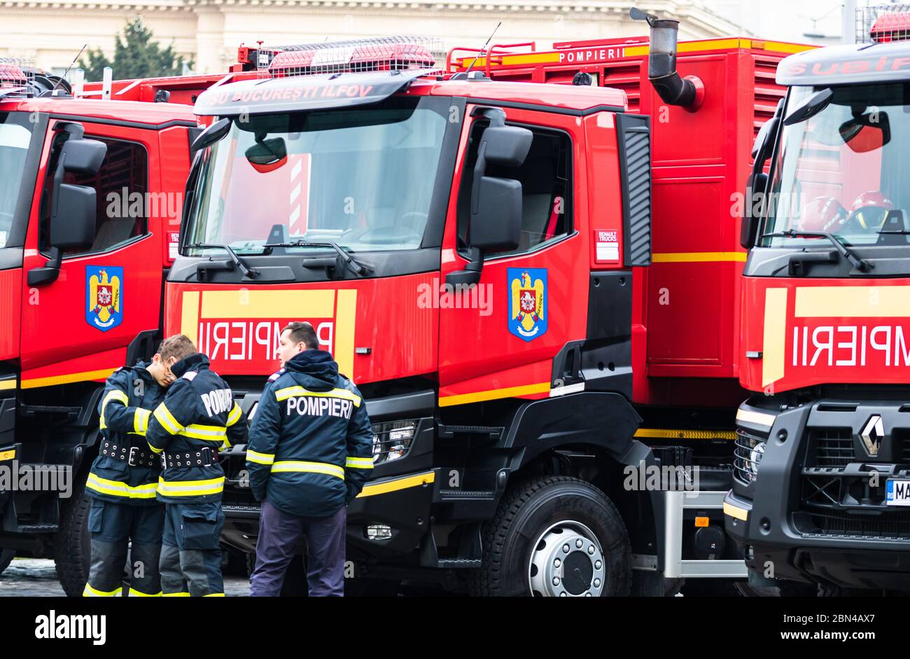 Pompierii hi-res stock photography and images - Alamy