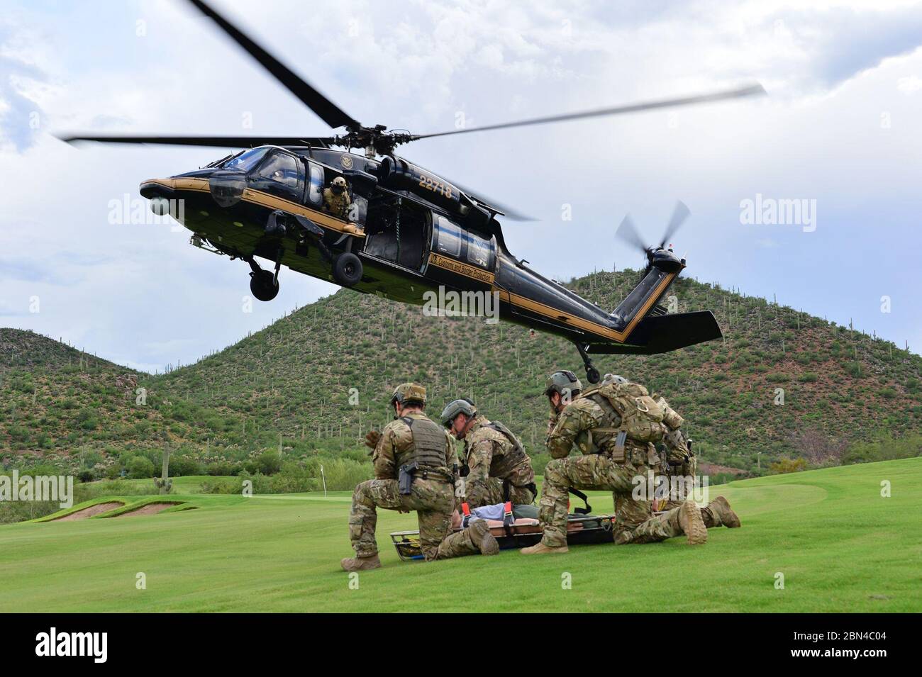 Blackhawk helicopter border patrol hi-res stock photography and images ...