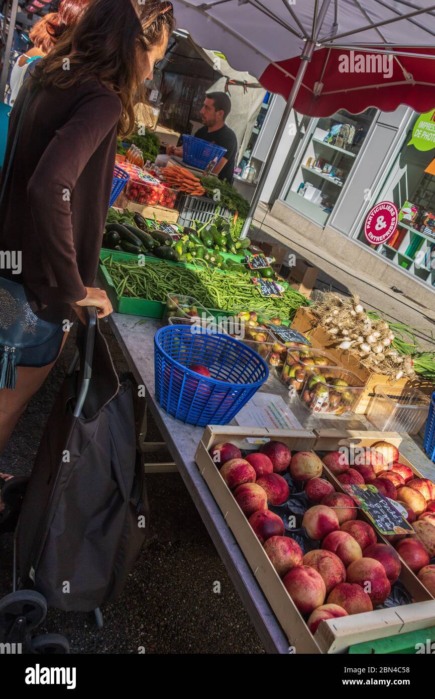 French Farmers Market Stal Stock Photo - Alamy