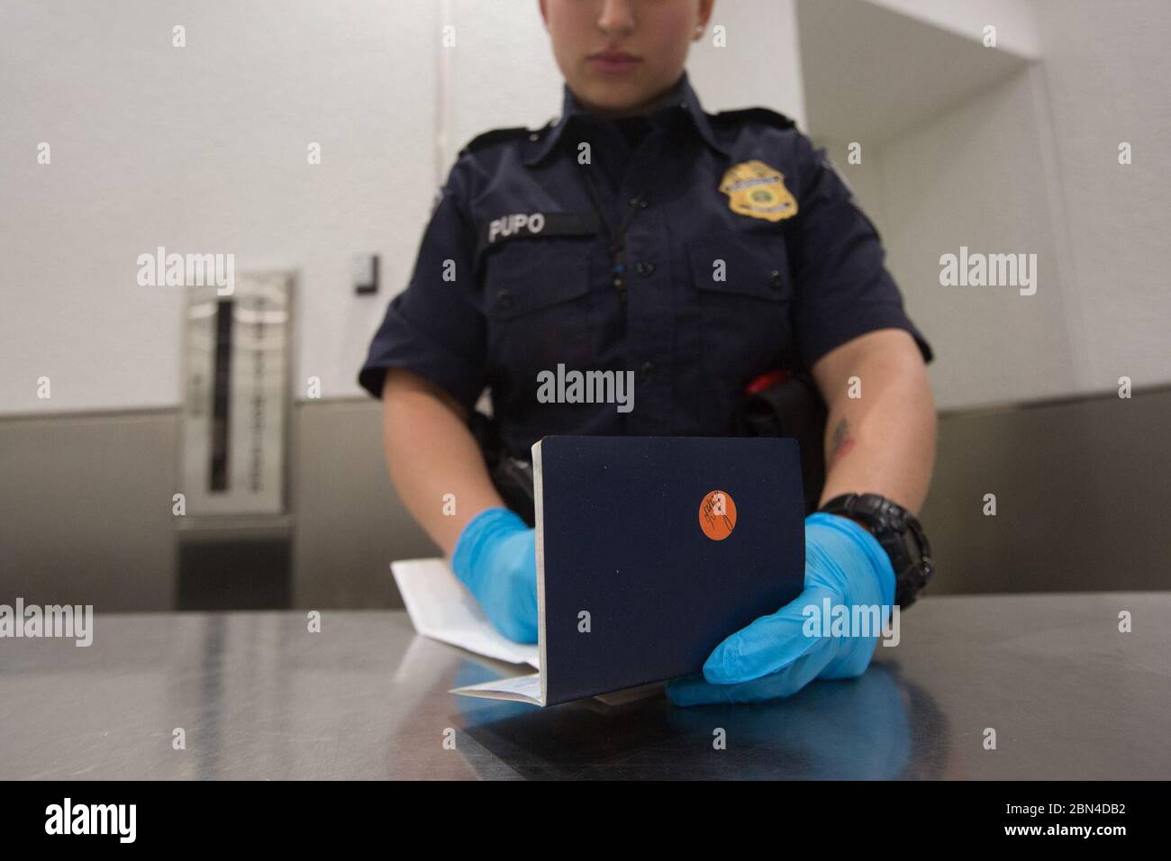 2018 miami international airport hi-res stock photography and images ...