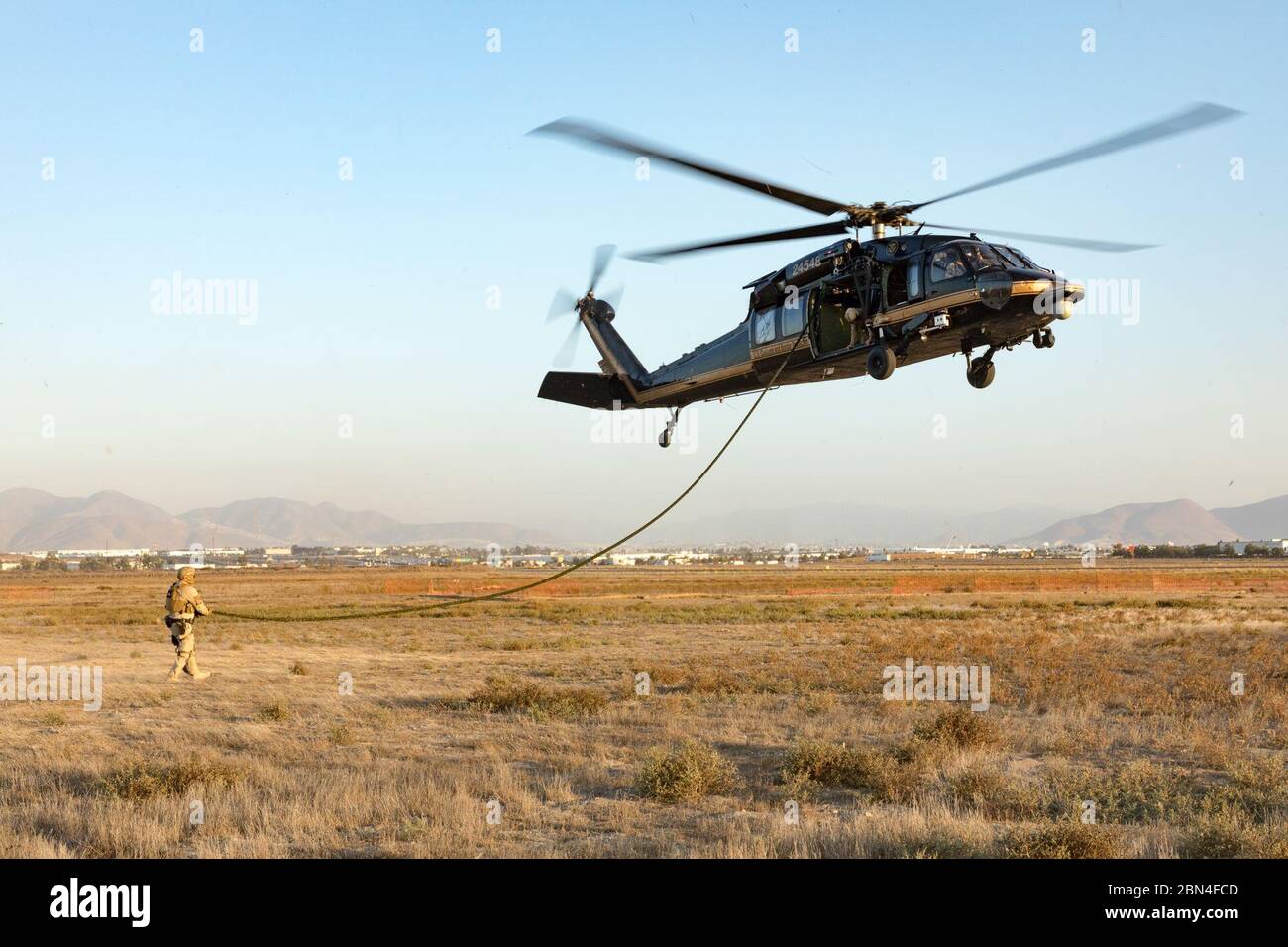 Special Response Team members from the Los Angeles and San Diego Field ...