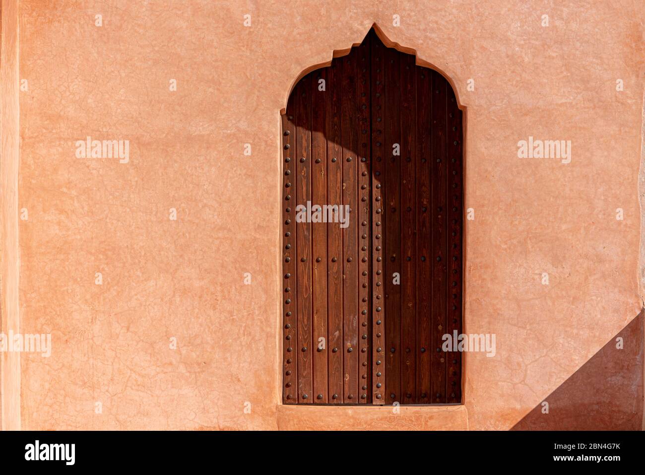 Arabic style door hi-res stock photography and images - Alamy