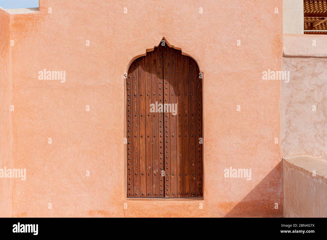 Arabic style door hi-res stock photography and images - Alamy